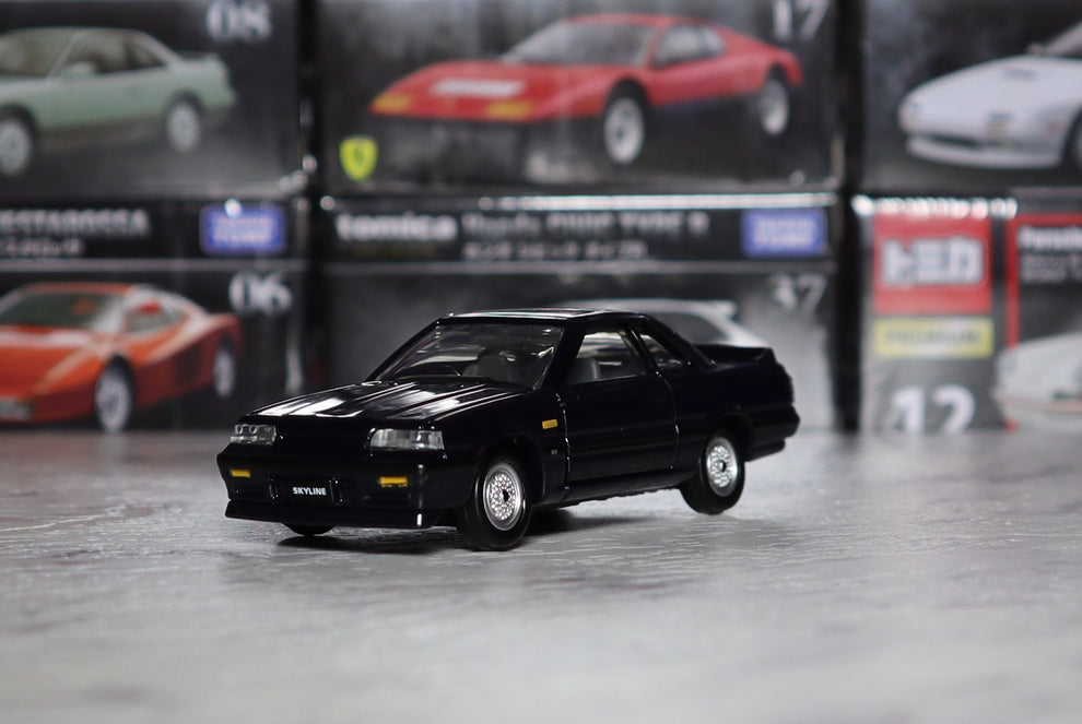 TOMICA Premium 1:62 Scale No.04 Nissan Skyline GTSR Black – Hobby Garage
